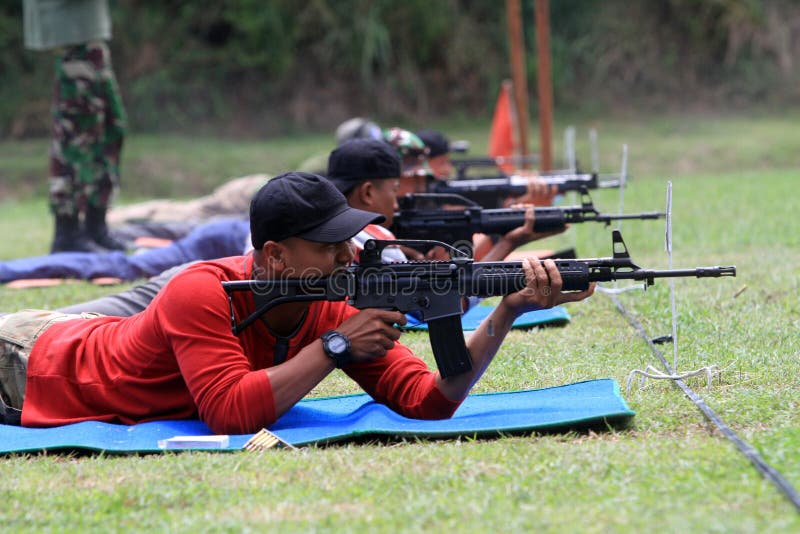 Shooters editorial photography. Image of central, shooters - 46862937