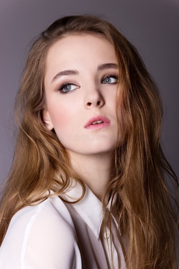 Shooting Model Posing on Bed Stock Image - Image of woman, pantyhose ...