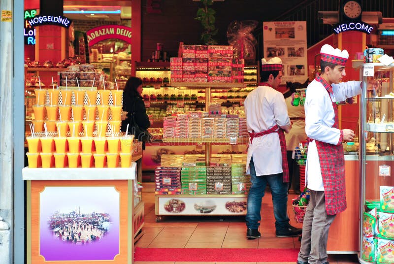 Shop in Istanbul, Turkey editorial stock image. Image of market - 83742569
