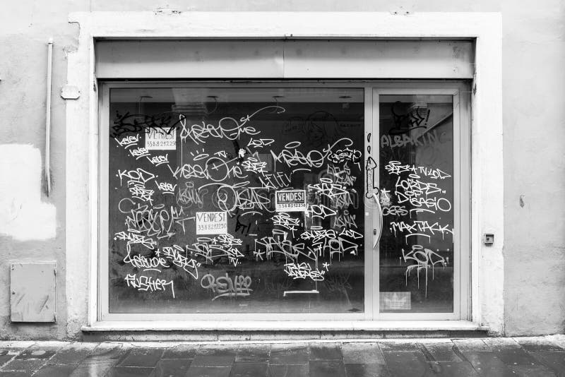 Graffiti editorial stock photo. Image of spray, street - 59219758