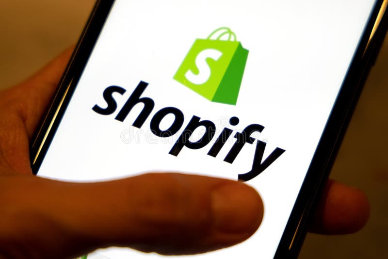 Shopify Ecommerce Business Platform, Shopify Application on Smartphone ...