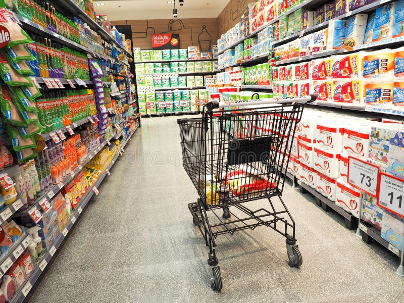 Shoppa I Bästa Supermarket, Editorialt Redaktionell Bild - Bild av ...