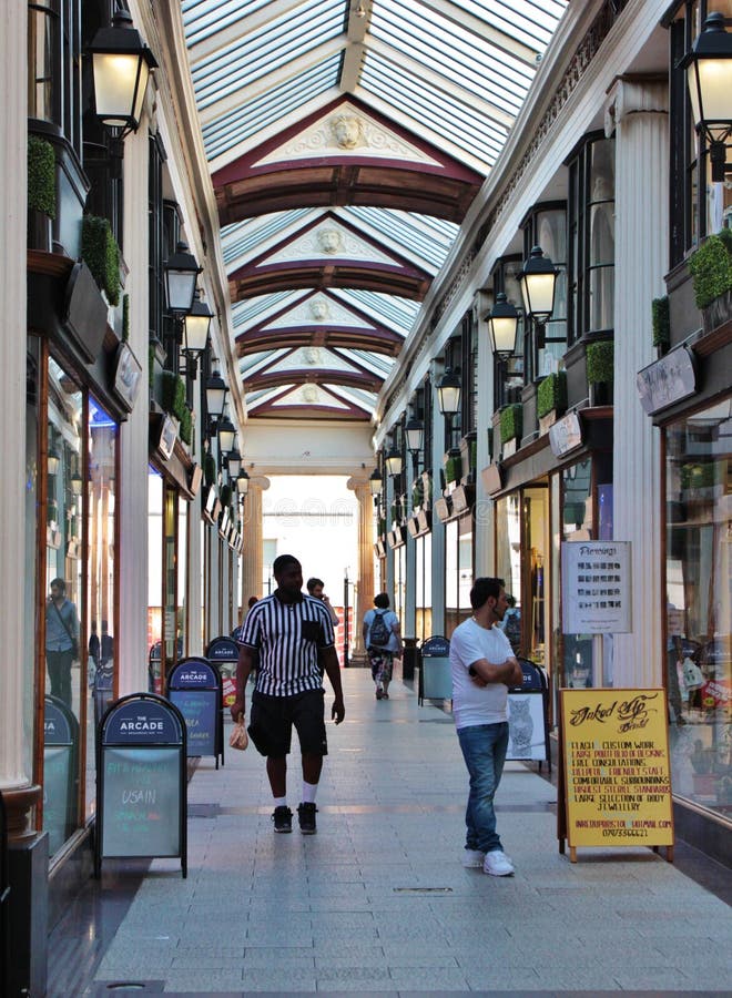 The Shopping Arcade, Bristol, UK Editorial Stock Photo - Image of fully ...