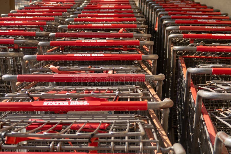 Return Carts To Right Sign with Shopping Cart Stock Photo - Image of ...