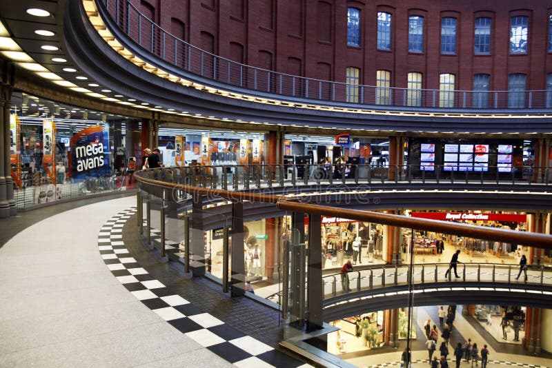 Shopping mall editorial photo. Image of customer, center - 21246201