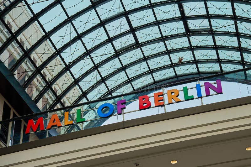 Shopping center de berlin fotografia editorial. Imagem de moderno ...