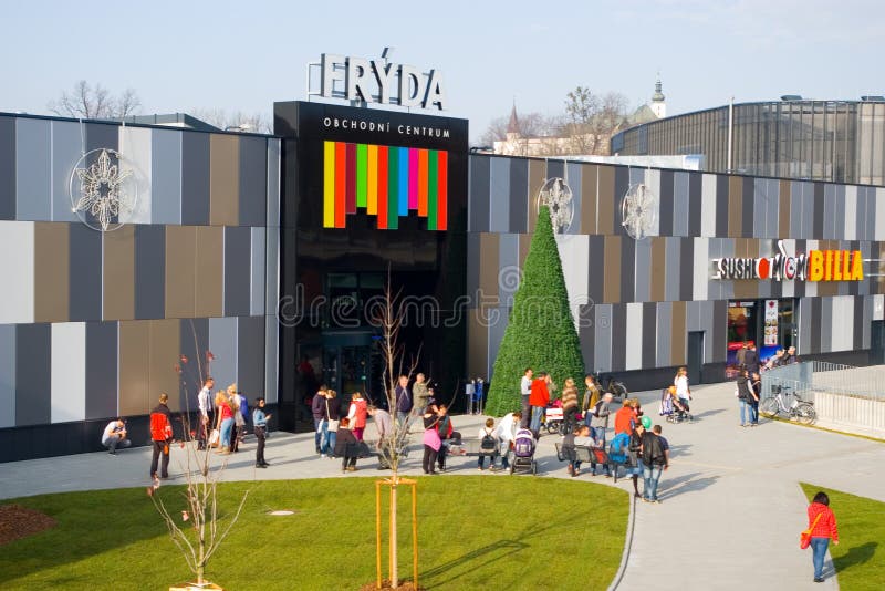 Shopping center opening editorial image. Image of town - 47012405