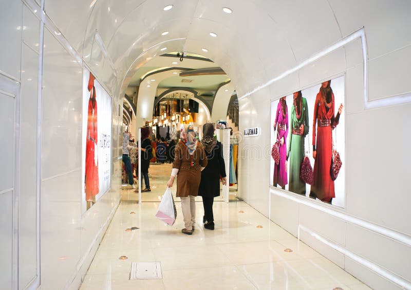Shopping in Iran editorial stock image. Image of corridor - 29366049