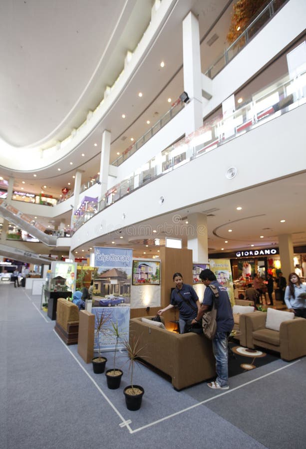 Shopping mall editorial stock photo. Image of city, java - 39164293