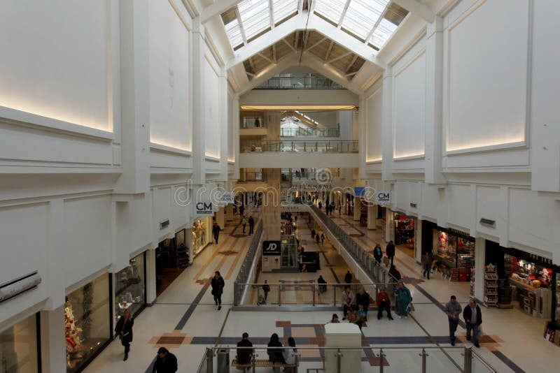 Shopping Mall editorial photography. Image of buying - 46686007