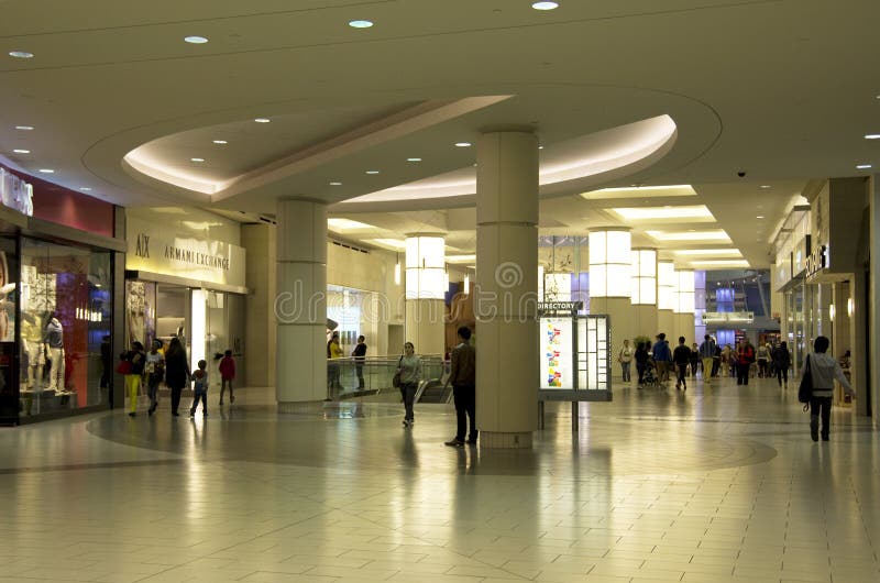Shopping Mall Building Interior Editorial Photo - Image of bucharest ...