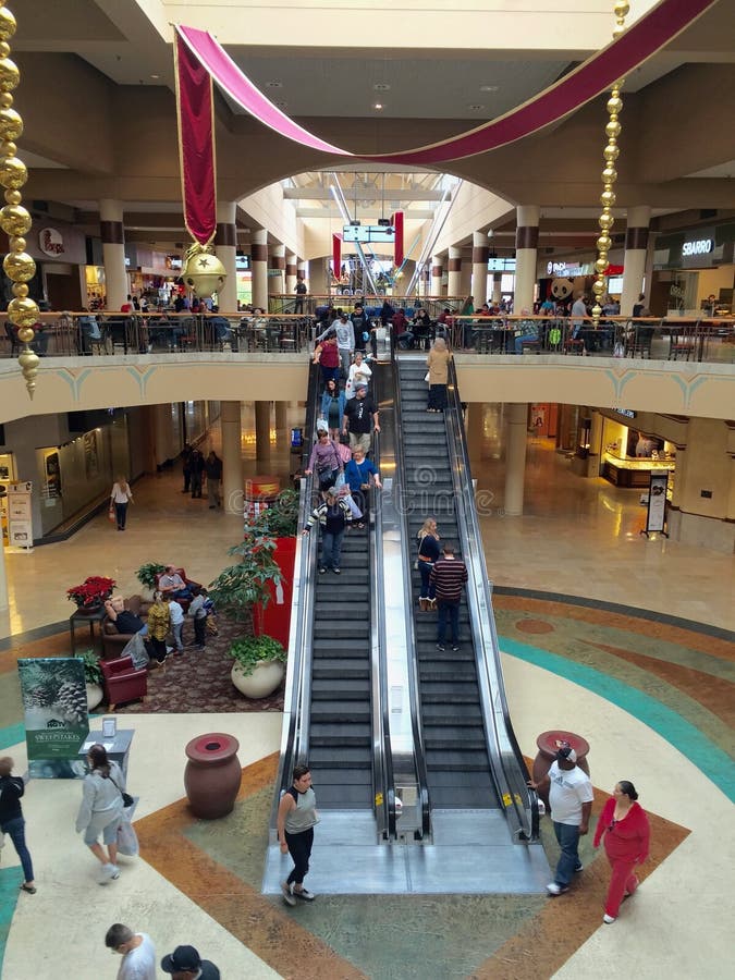 Shopping Mall editorial stock image. Image of architecture - 81352764