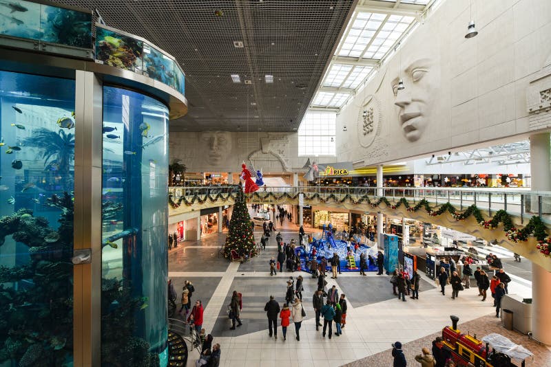 Shopping mega imagem de stock editorial. Imagem de grande - 64493319