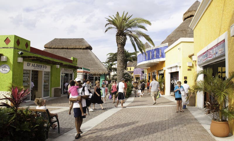 Shopping in the Port of Cozumel Mexico Editorial Stock Photo - Image of ...