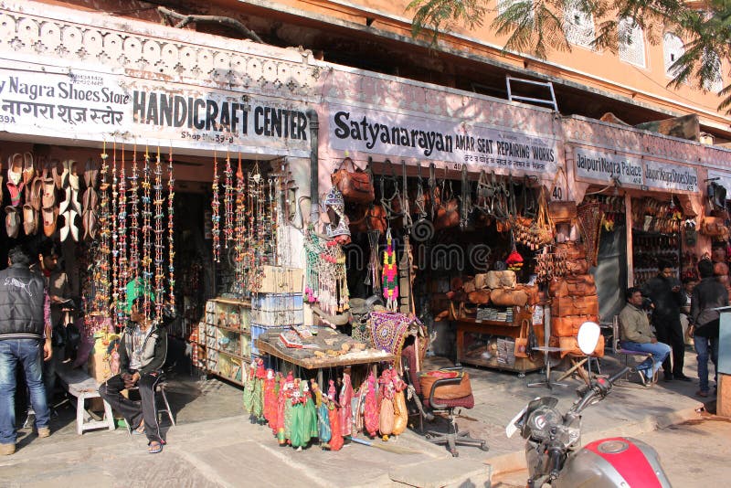 Shopping street in India editorial photography. Image of heritage ...