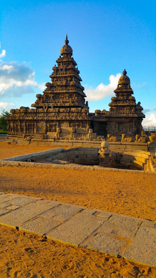Shore Temple in Mahabalipuram Stock Photo - Image of clouds, famous ...