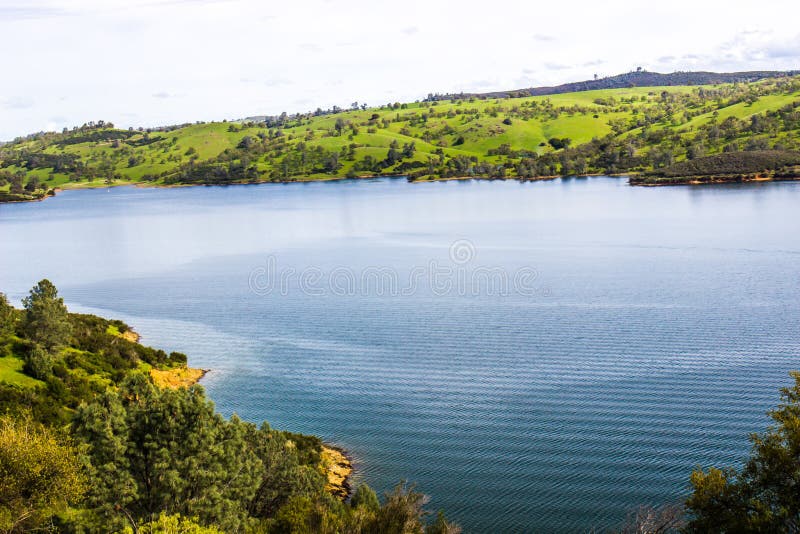 Shoreline of California Foothills Lake Stock Image - Image of ...