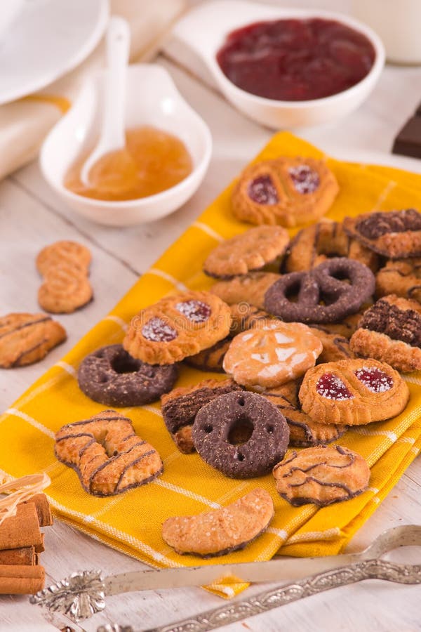 Shortcrust Pastry Biscuits. Stock Photo - Image of biscuits, icing ...