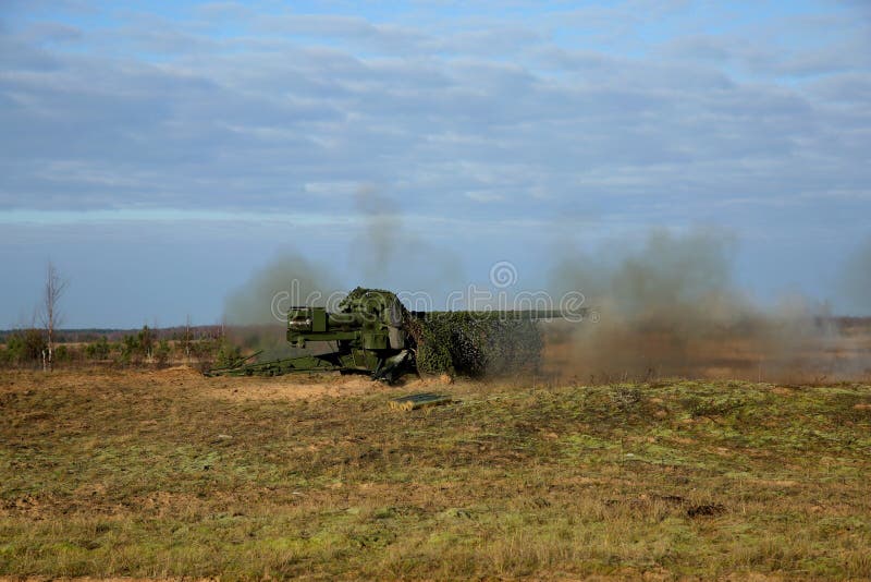 Shot of Artillery Fire with Flash Stock Photo - Image of barrage ...