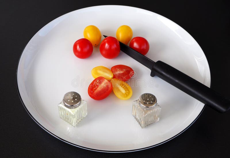 A plate of tomatoes stock image. Image of freshness - 227383167