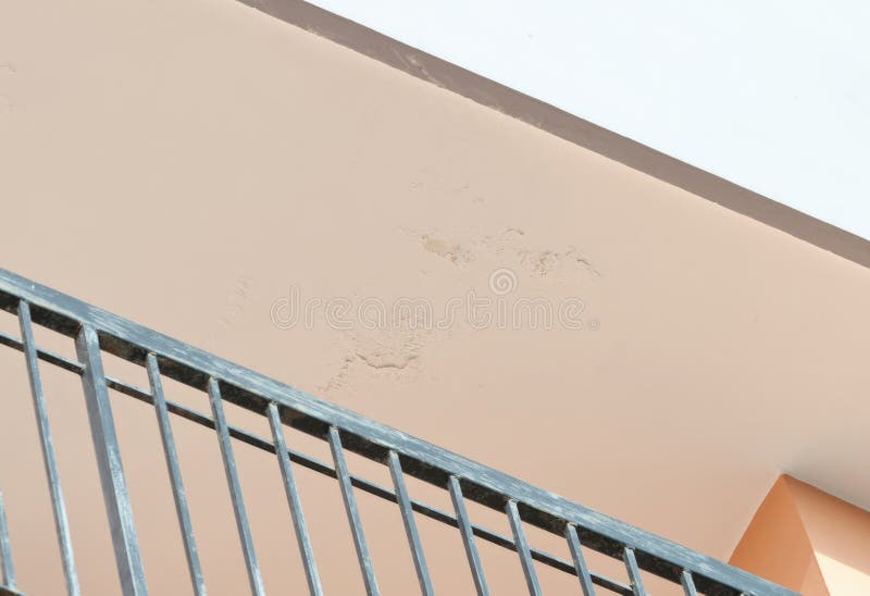 Showing the Effects of Humidity and Water Damage on a Building Stock ...