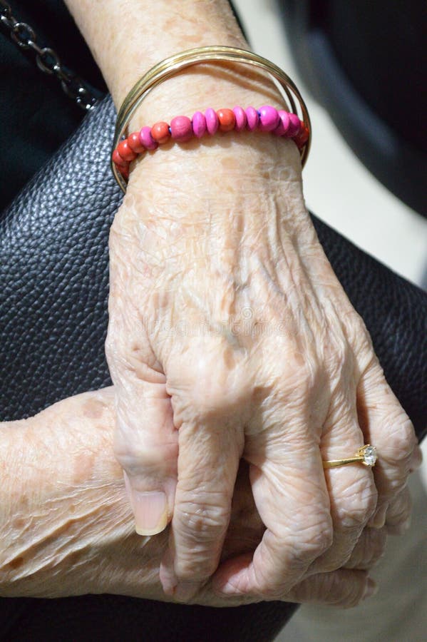 Showing Handicraft Bangle Made Elastic Strings Red Beads Stock Photos ...