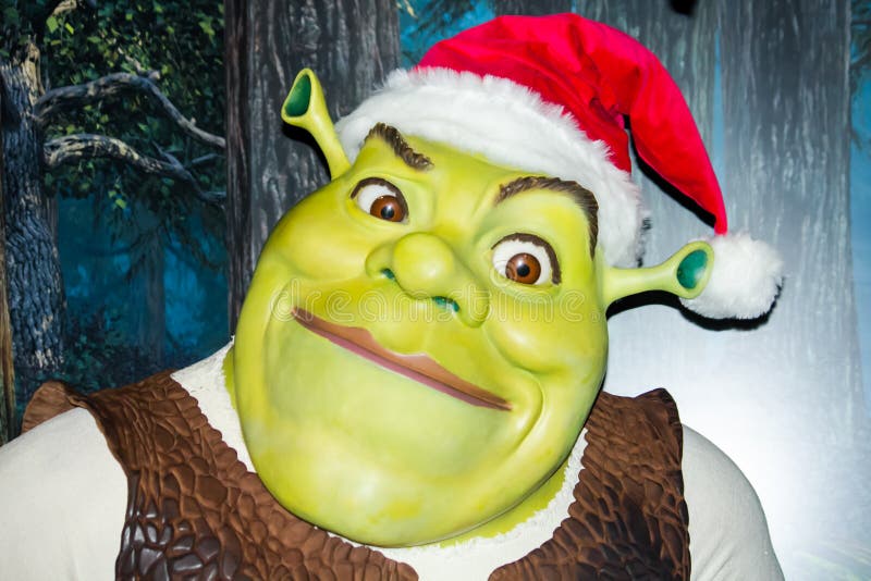 Shrek Que Se Prepara Para La Navidad Foto de archivo editorial ...