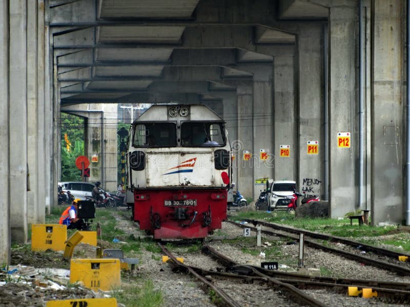 Shunting Locomotive and the Perpective of the Fly Over Pillars ...