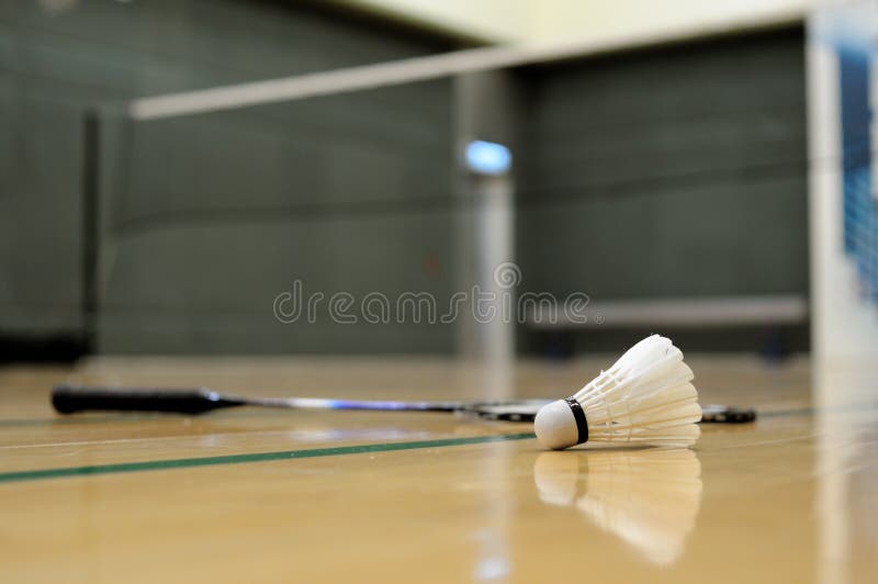 Shuttlecock and racket stock photo. Image of five, shuttlecock - 10719722