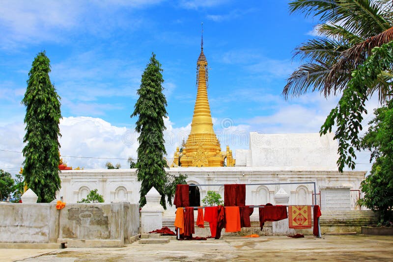 Shwe Yan Pyay Monastery, Nyaungshwe, Myanmar Editorial Photography ...
