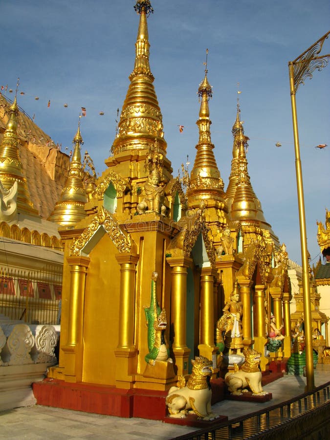 Shwedagon Pagoda, Temple, in Yangon ( Rangoon ), Myanmar Stock Image ...