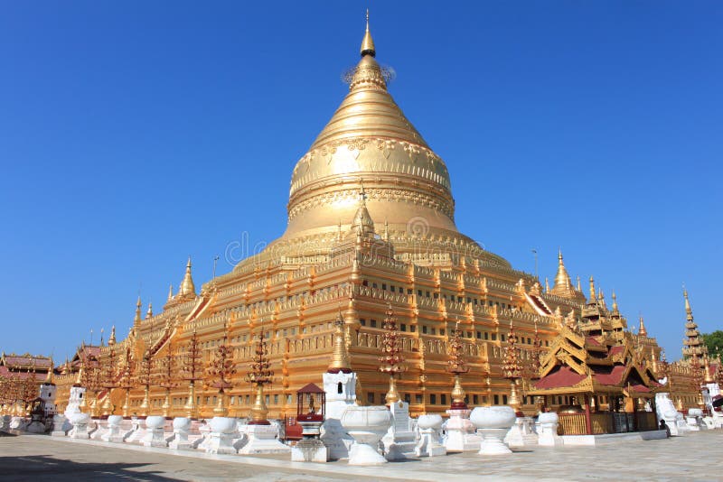 Shwezigon Pagoda, Bagan, Myanmar Editorial Stock Image - Image of ...