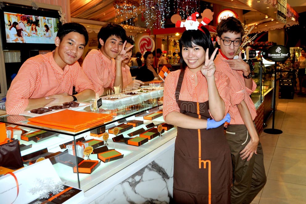 Siam Paragon Candy Boutique Workers Editorial Photography - Image of ...