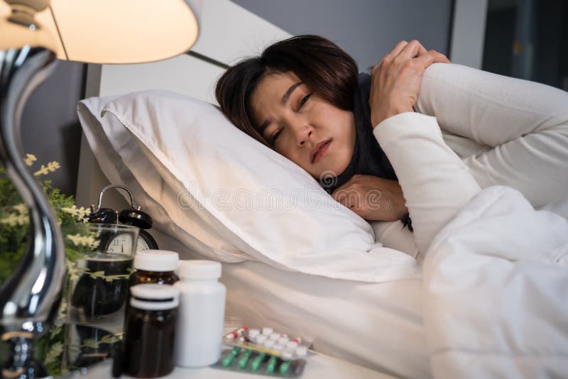 Sick Woman Feeling Cold in Bed Stock Image - Image of cold, covid ...