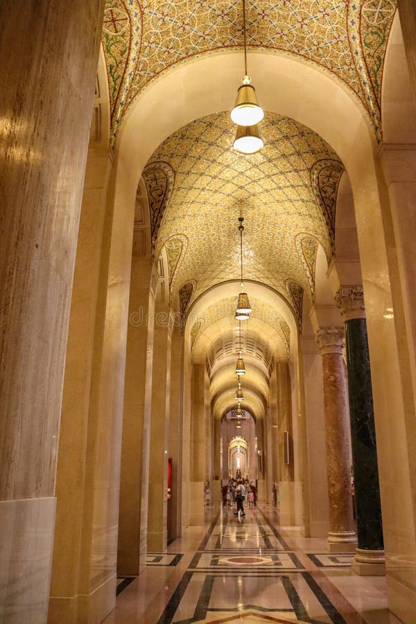 Side Aisle of the Basilica of the National Shrine of the Immaculate ...
