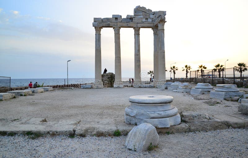 Side Ancient City - Antalya Editorial Stock Photo - Image of arch ...