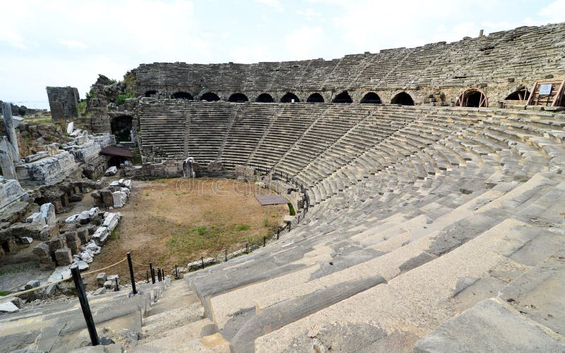 Side Ancient City - Antalya Editorial Photo - Image of facade, monolith ...