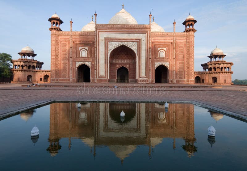 Side building of taj mahal stock photo. Image of reflection - 5201652