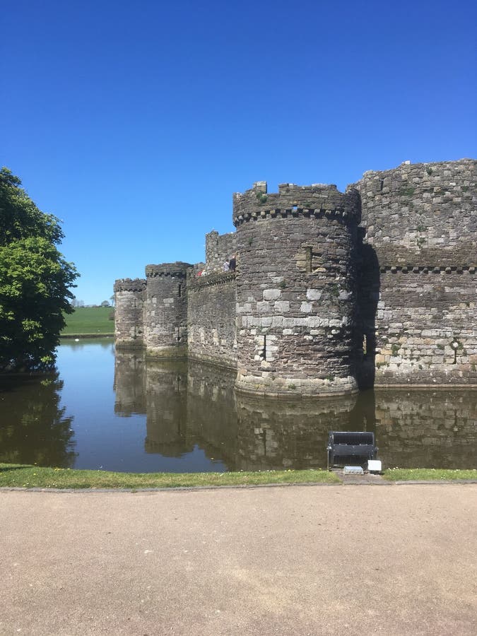 Side of the castle stock image. Image of england, edge - 121208091