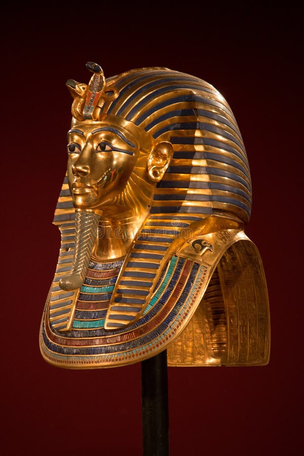 Death Mask Tutankhamun Side View Stock Photos - Free & Royalty-Free ...