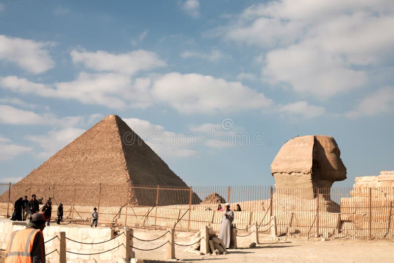 Side look of the sphinx editorial stock image. Image of look - 96005899