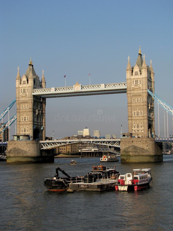 Side shot of Tower Bridge. editorial image. Image of kingdom - 36886225