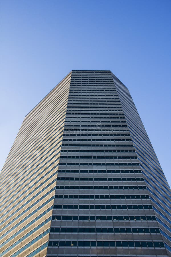 Side of a Skyscraper Building Stock Photo - Image of blue, windows ...