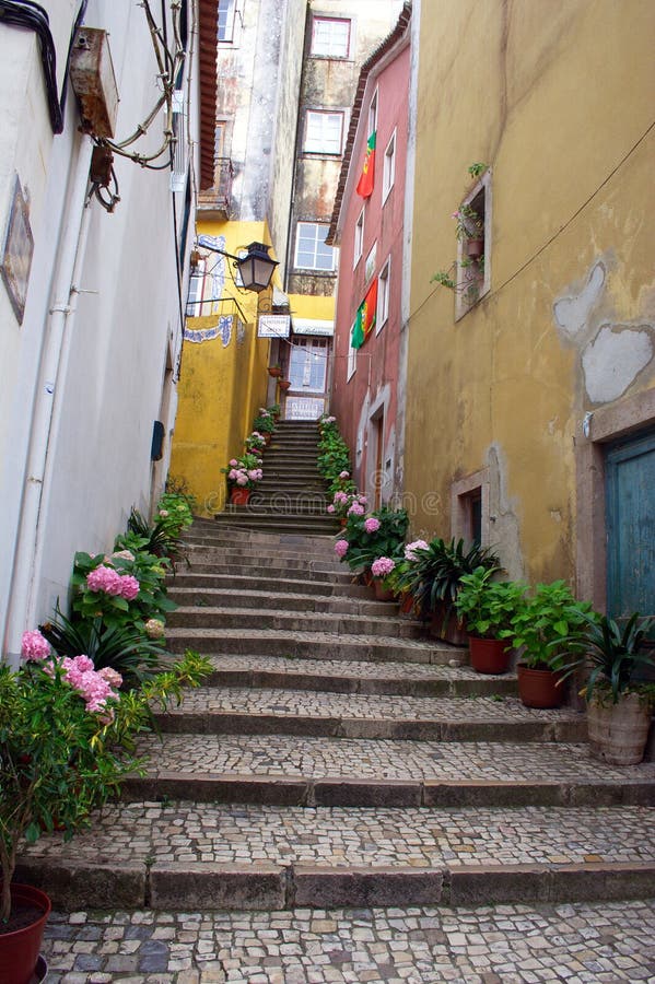 Side Street Picture. Image: 5760003