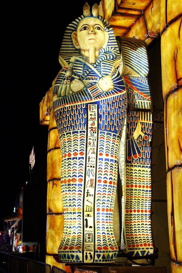 Side on View of Ancient Egyptian Sarcophagus Editorial Stock Image ...