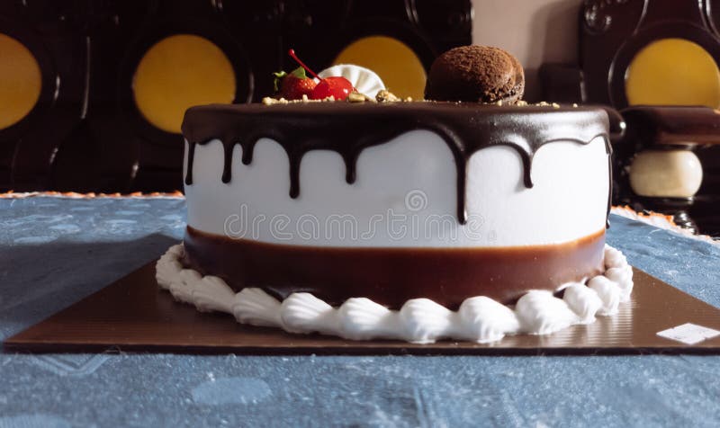 Side View of Black Forest Cake Stock Image - Image of baking, dairy ...