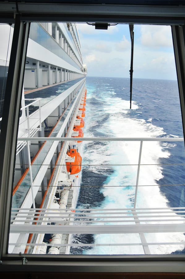 Side view cruise ship stock photo. Image of tour, liner - 51222682