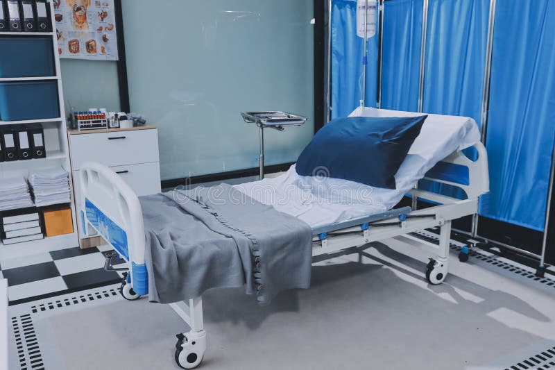 Side View of Empty Hospital Bed in Clinic Chamber Stock Photo - Image ...