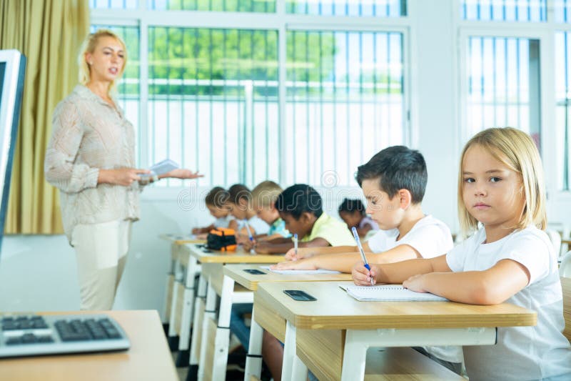 Side View of Group of Elementary School Students Stock Photo - Image of ... Side View of Group of Elementary School Students Stock Photo - Image of ...