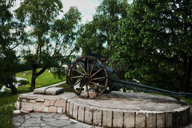 Side View of an Old Artillery Cannon on a Round Platform Surrounded by ...